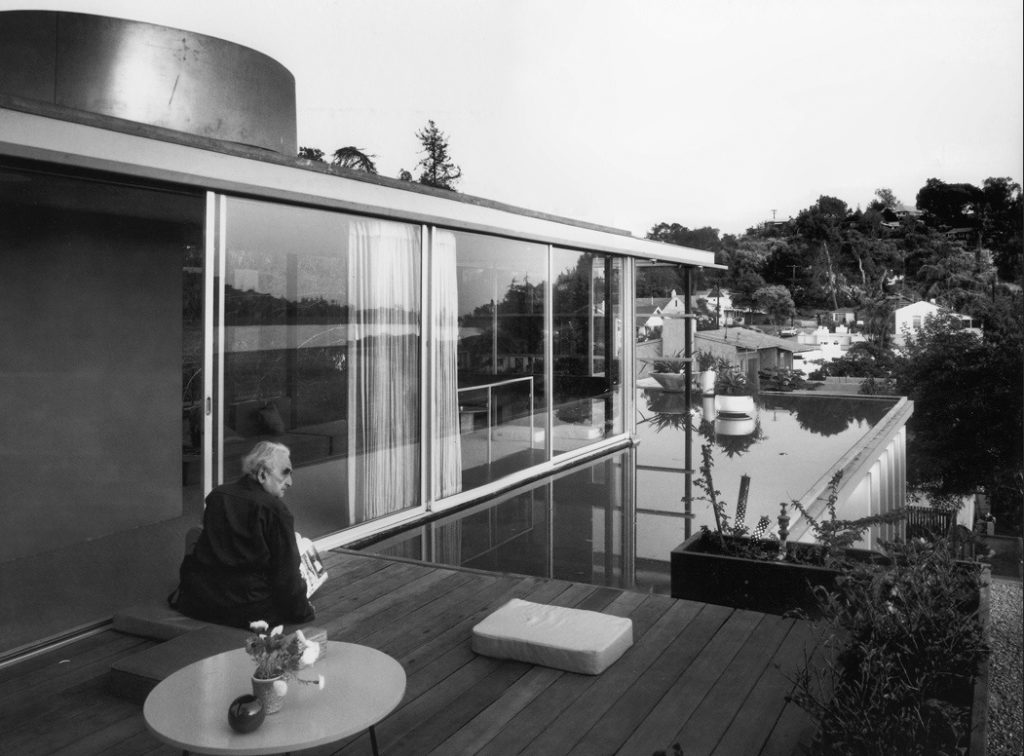Neutra & The VDL House - DAVID KIND